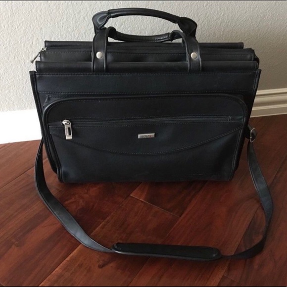 solo | Bags | Vintage 9s Solo Leather Briefcaselaptop Carrier 7 | Poshmark